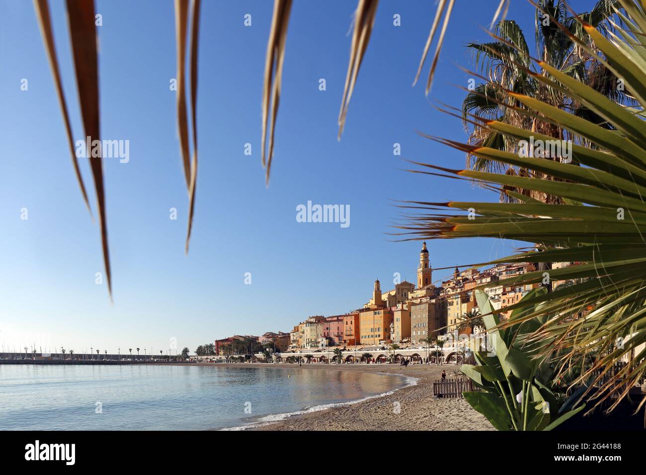 Plage des Sablettes, Menton, Provence-Alpes-Cote d'Azur, France Stock ...
