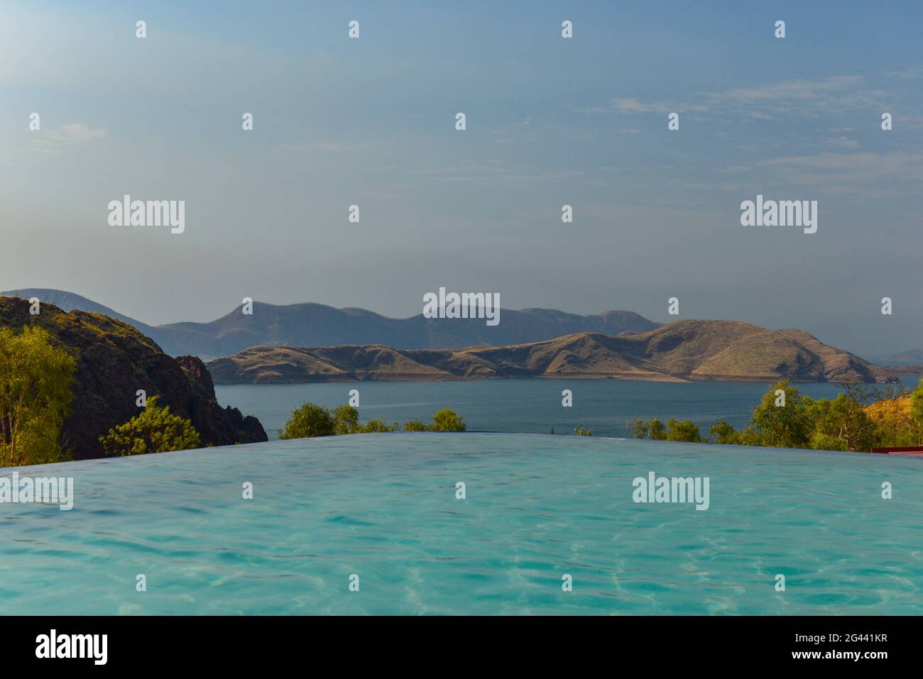 Infinity doors hi-res stock photography and images - Alamy