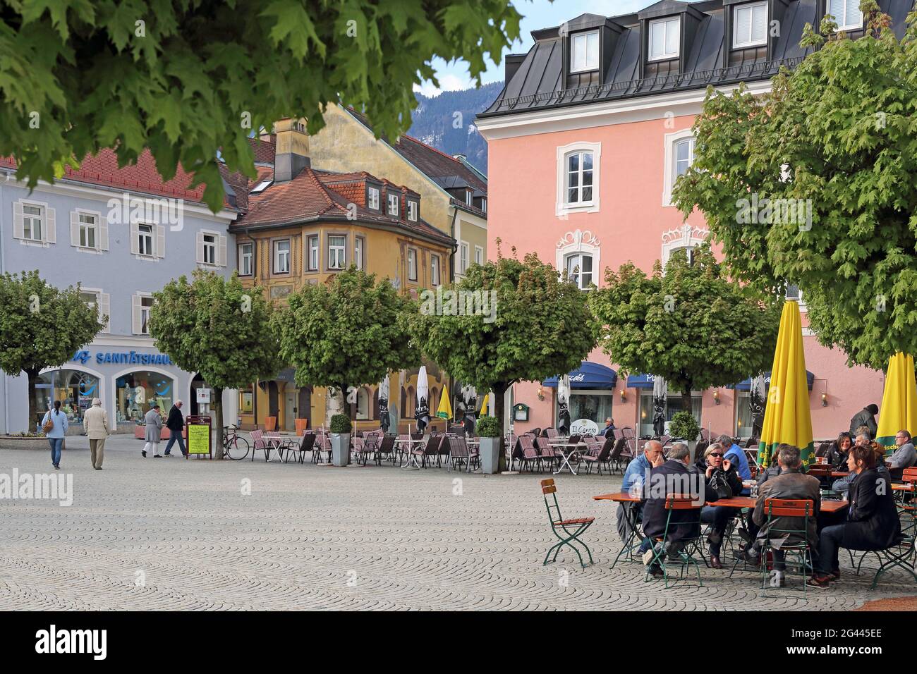 Bavarian brasserie restaurant hi-res stock photography and images - Alamy