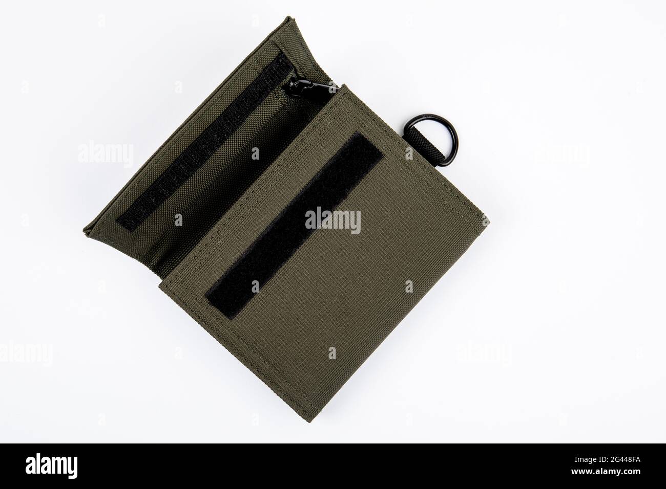 Empty wallet senior hi-res stock photography and images - Alamy