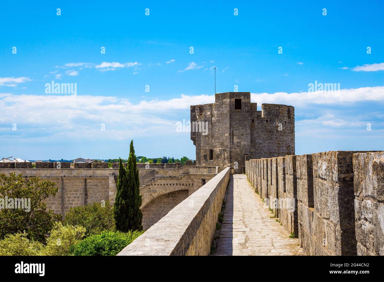 Walking the walls hi-res stock photography and images - Alamy