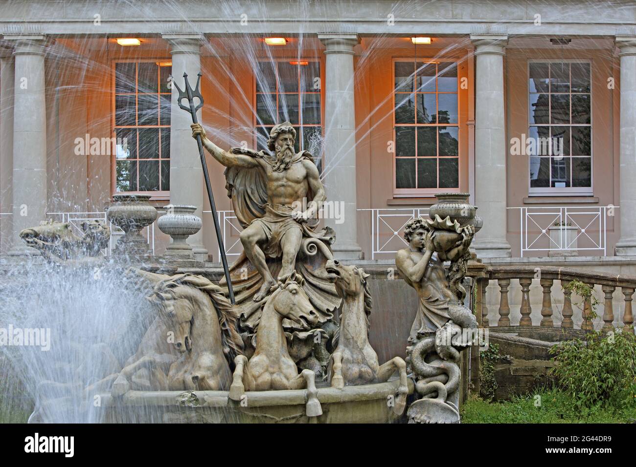 Neptune Fountain on the Promenade, Cheltenham Stock Photo - Alamy