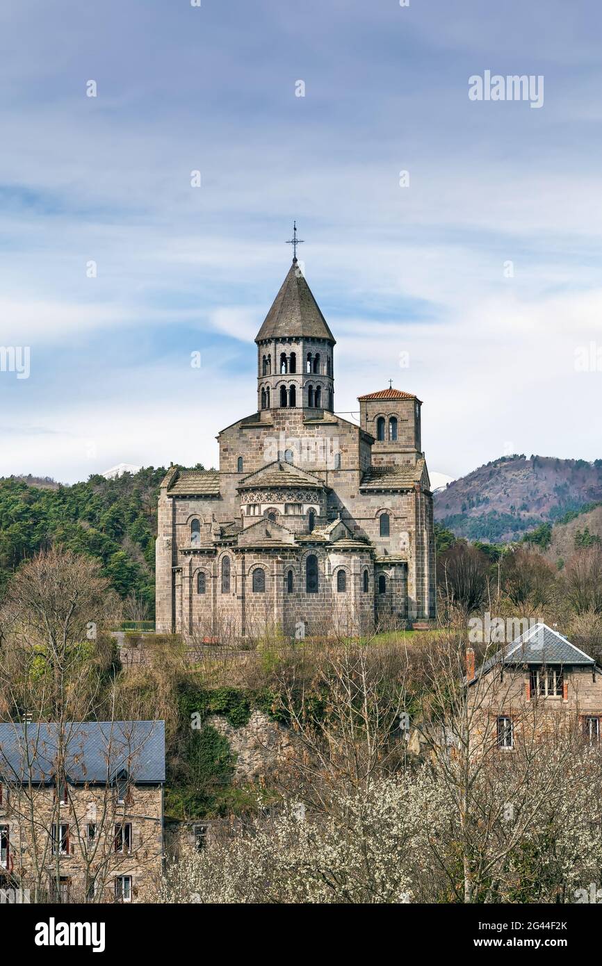 Saint nectaire hi-res stock photography and images - Alamy
