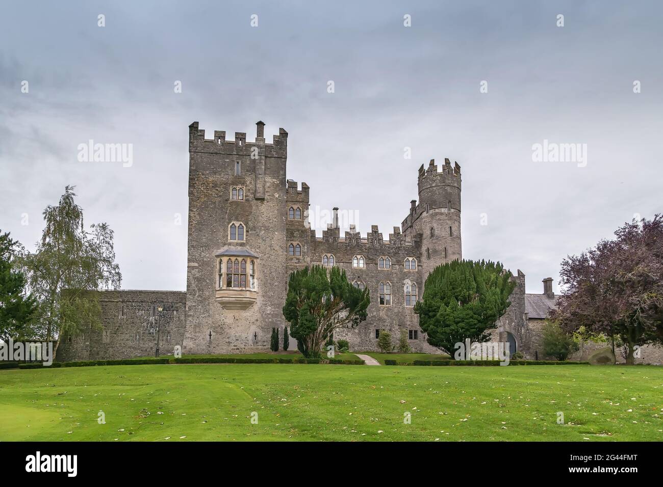 Kilkea castle hi-res stock photography and images - Alamy
