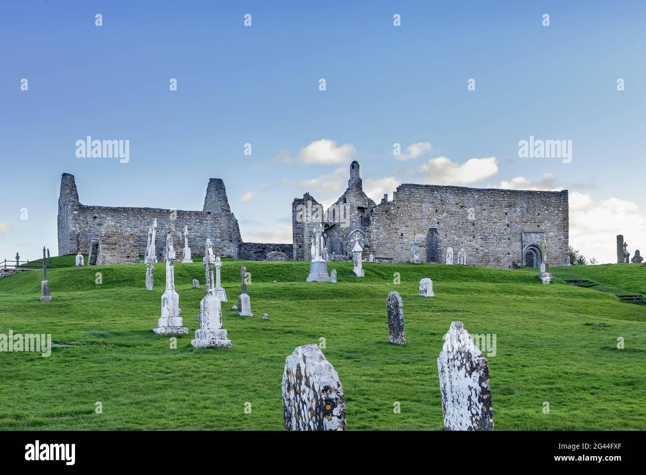 Clonmacnoise celtic cross hi-res stock photography and images - Alamy