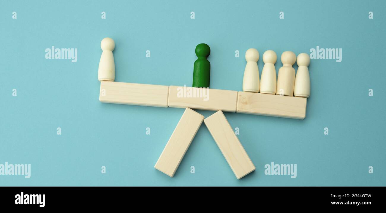 Negotiator hi-res stock photography and images - Alamy