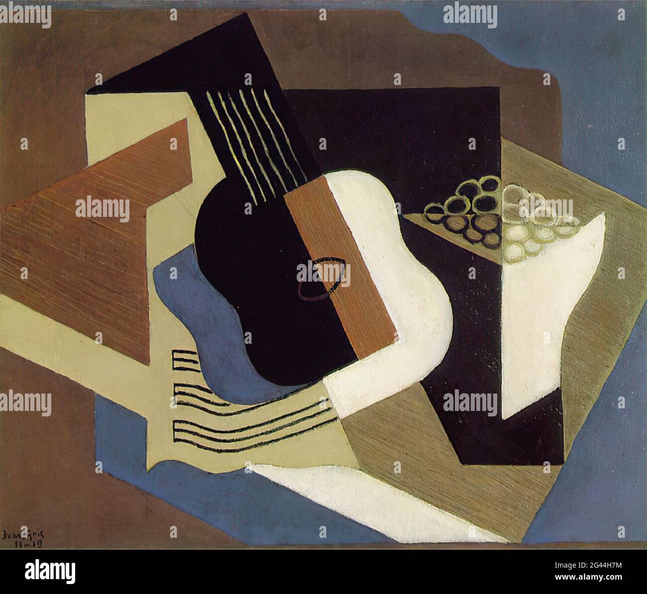 Guitar and fruit dish hi-res stock photography and images - Alamy