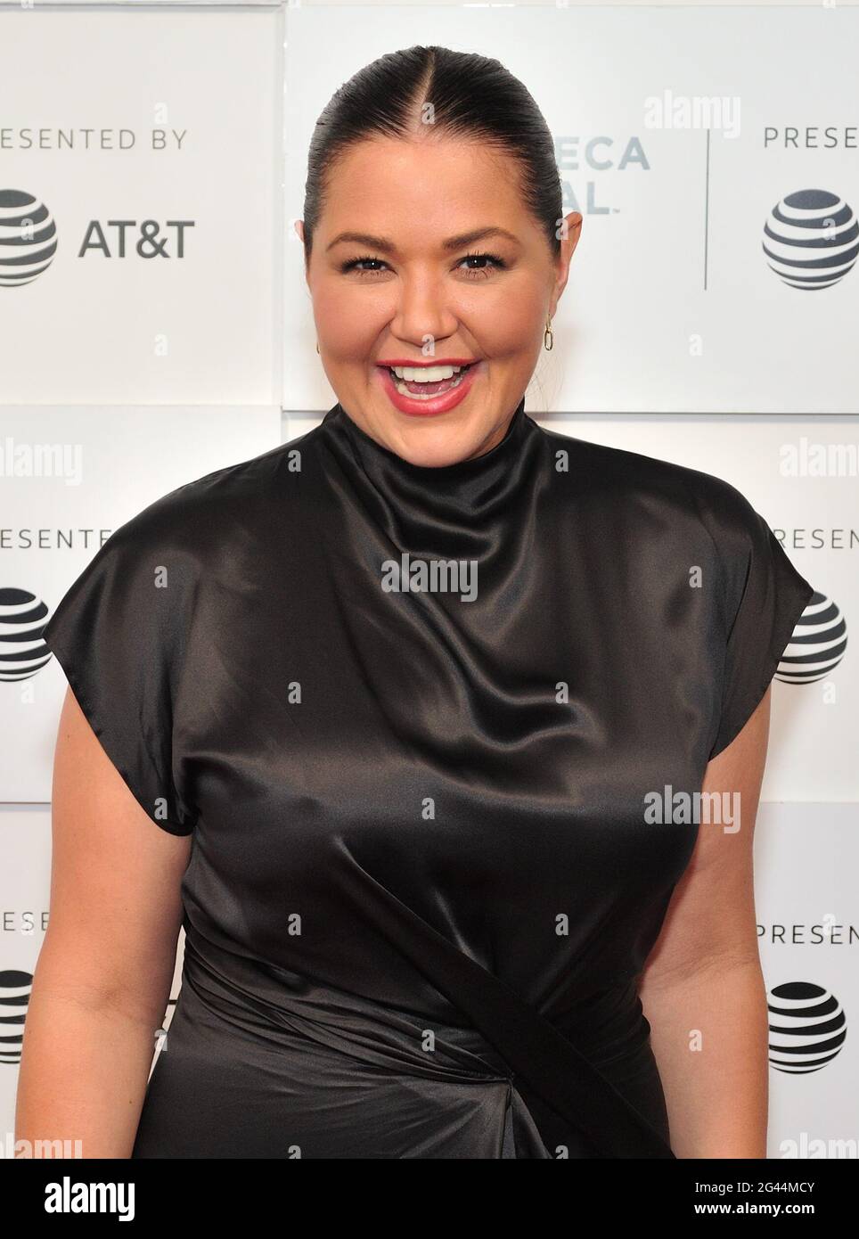 Mary Hollis Inboden attends tthe world premiere of Kevin Can F**k ...