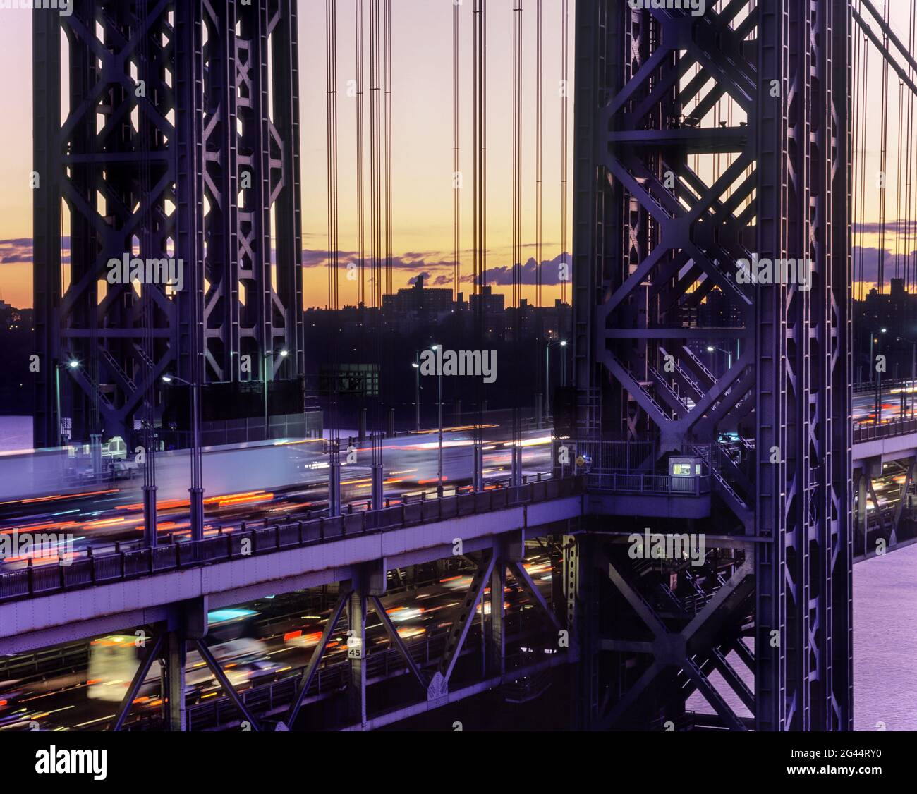 Early 2000s traffic hi-res stock photography and images - Alamy