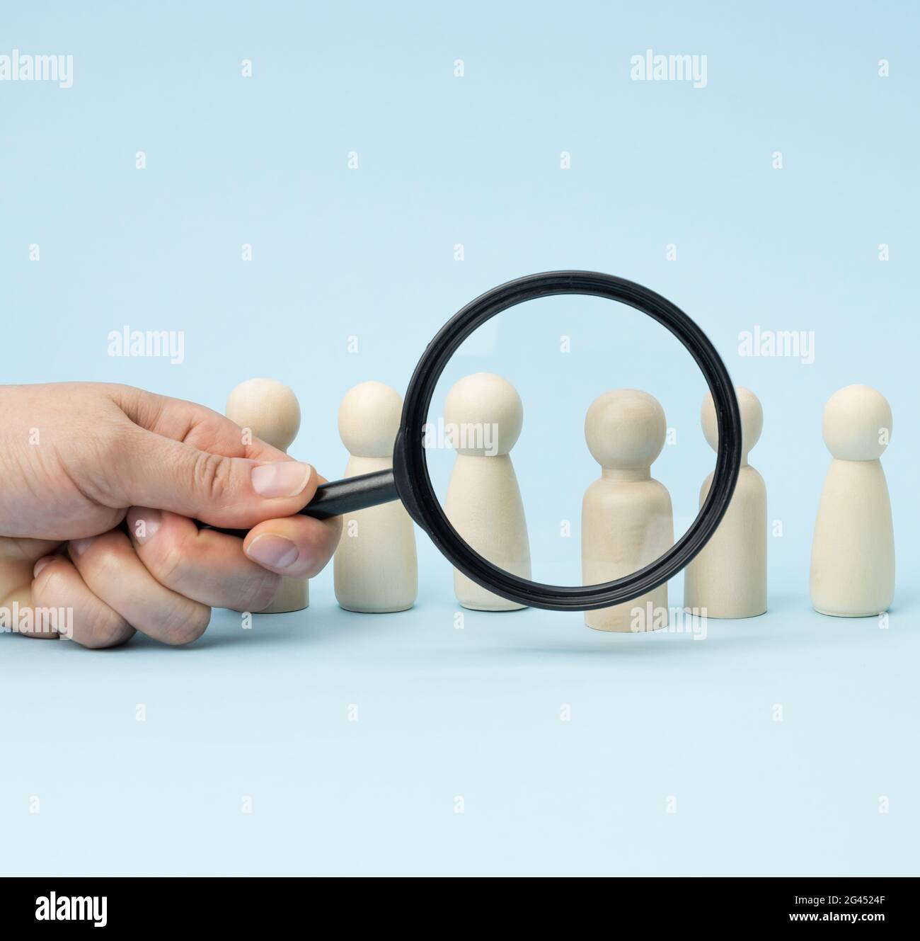 Magnifier on stand hi-res stock photography and images - Alamy