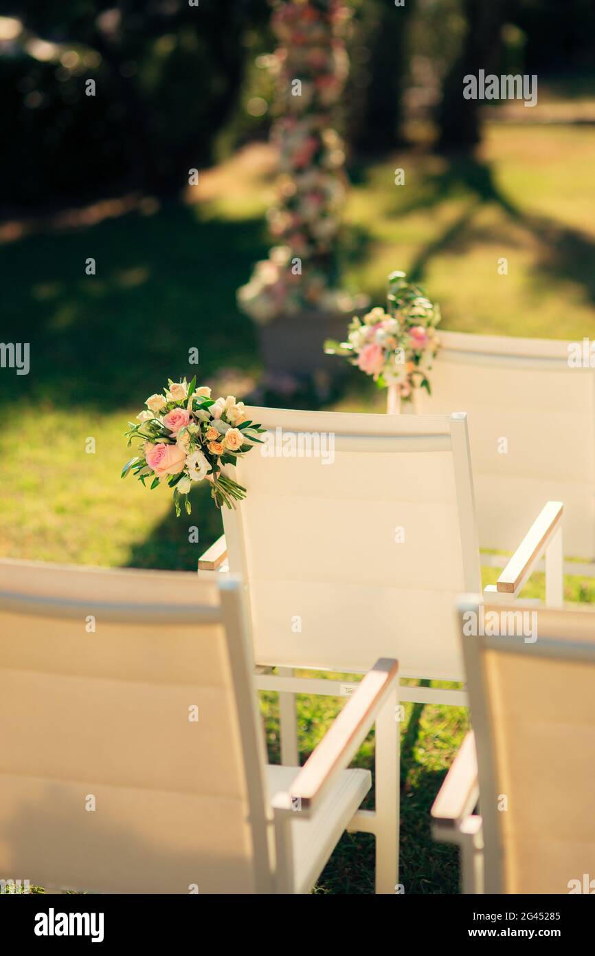 Chairs for wedding ceremony Stock Photo - Alamy