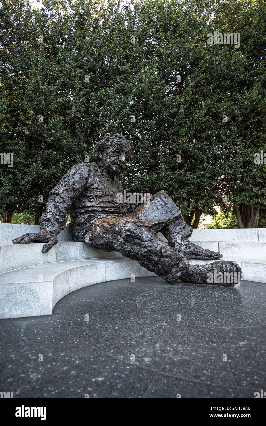 Albert Einstein Memorial in Washington DC Stock Photo - Alamy