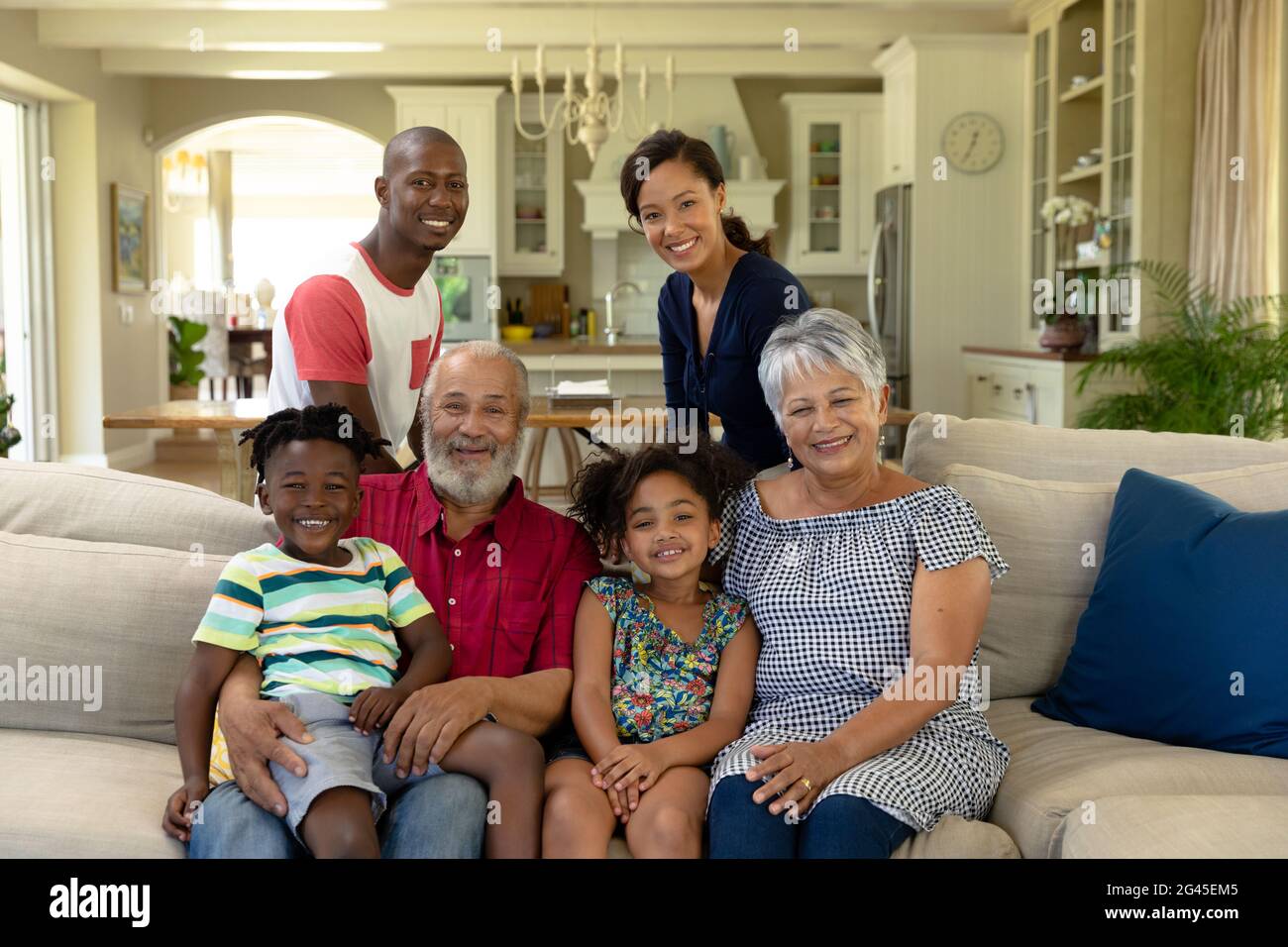 Mixed generation living hi-res stock photography and images - Alamy