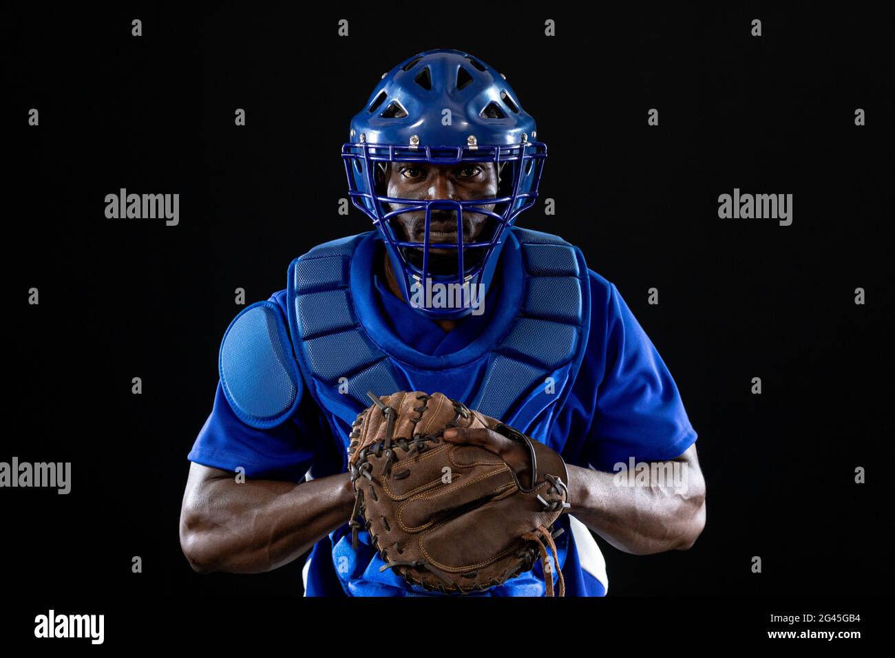 One black baseball helmet hi-res stock photography and images - Alamy