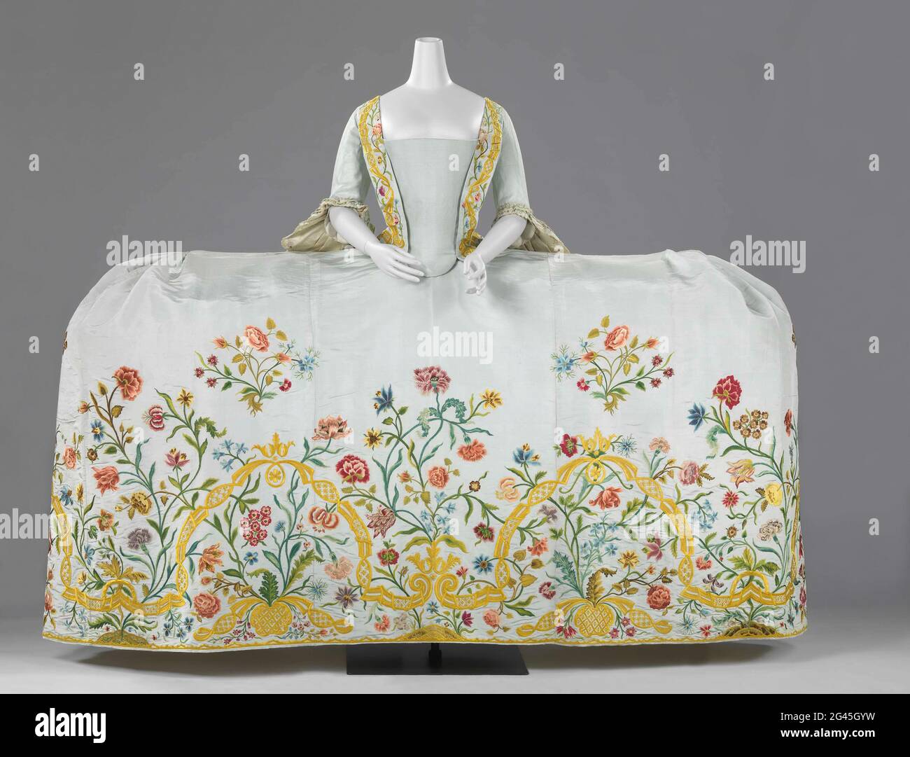 Dress (Mantua) with Train. On her wedding day in 1759 Helena Slicher ...