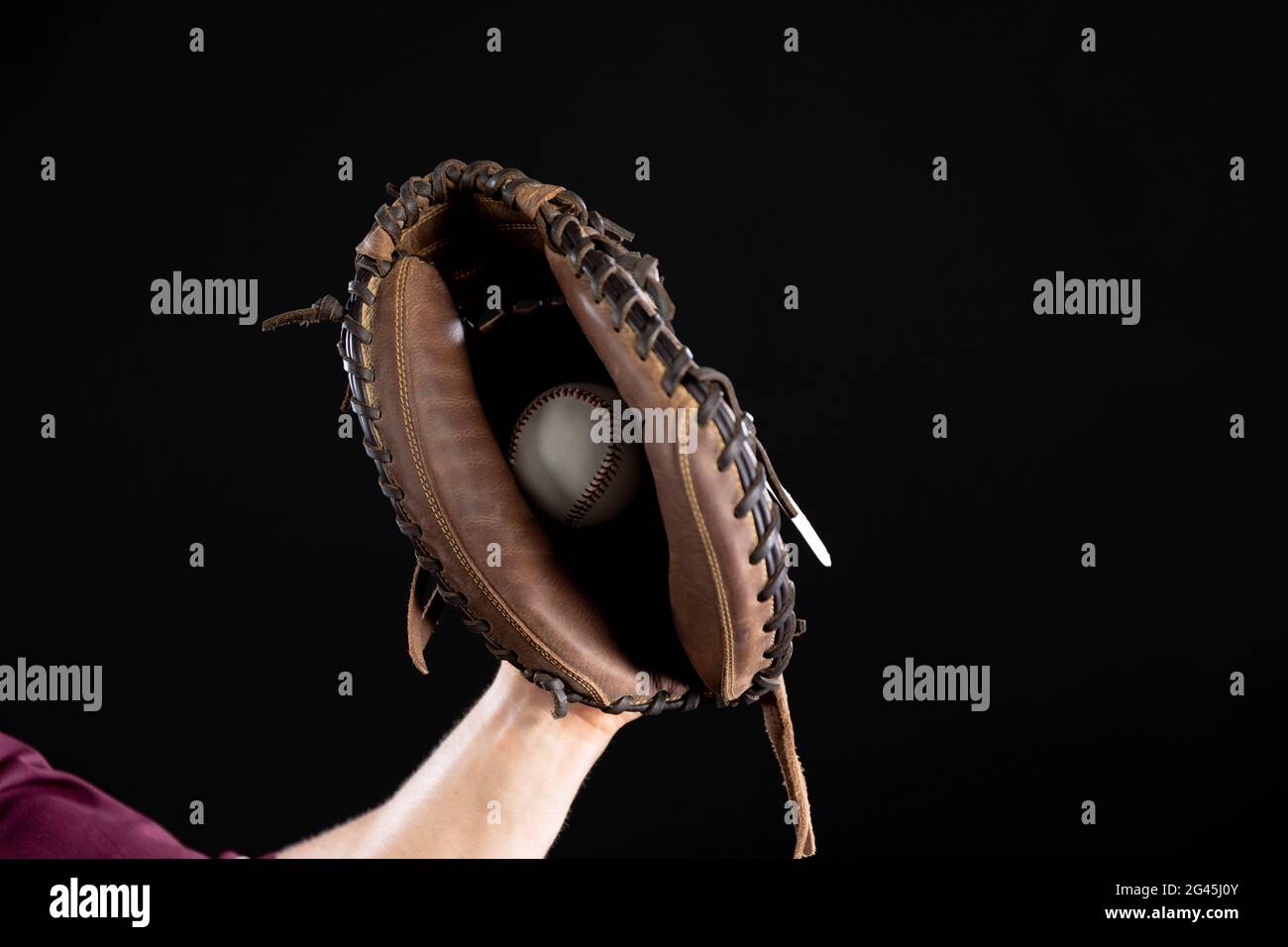 Baseball player adult close hi-res stock photography and images - Alamy