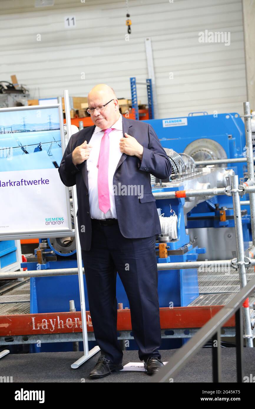 Ministerpräsident Michael Kretschmer, Staatsminister Thomas Schmidt und ...