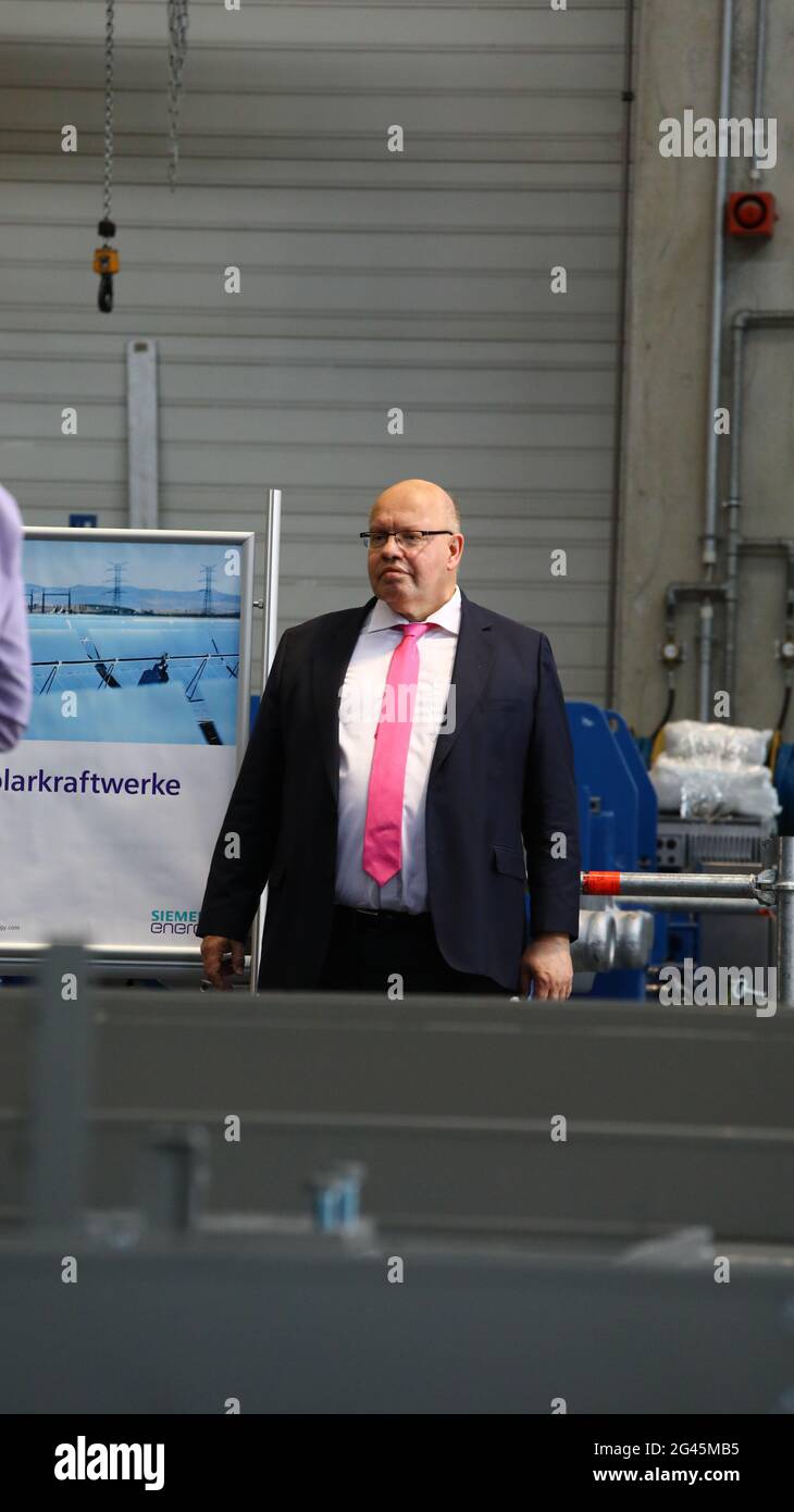 Ministerpräsident Michael Kretschmer, Staatsminister Thomas Schmidt und ...