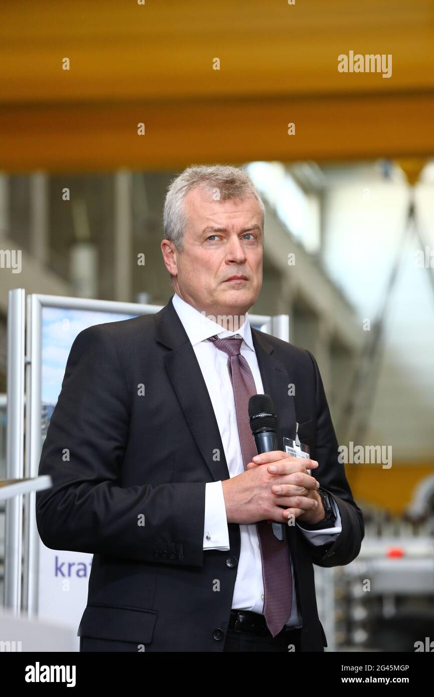 Ministerpräsident Michael Kretschmer, Staatsminister Thomas Schmidt und ...