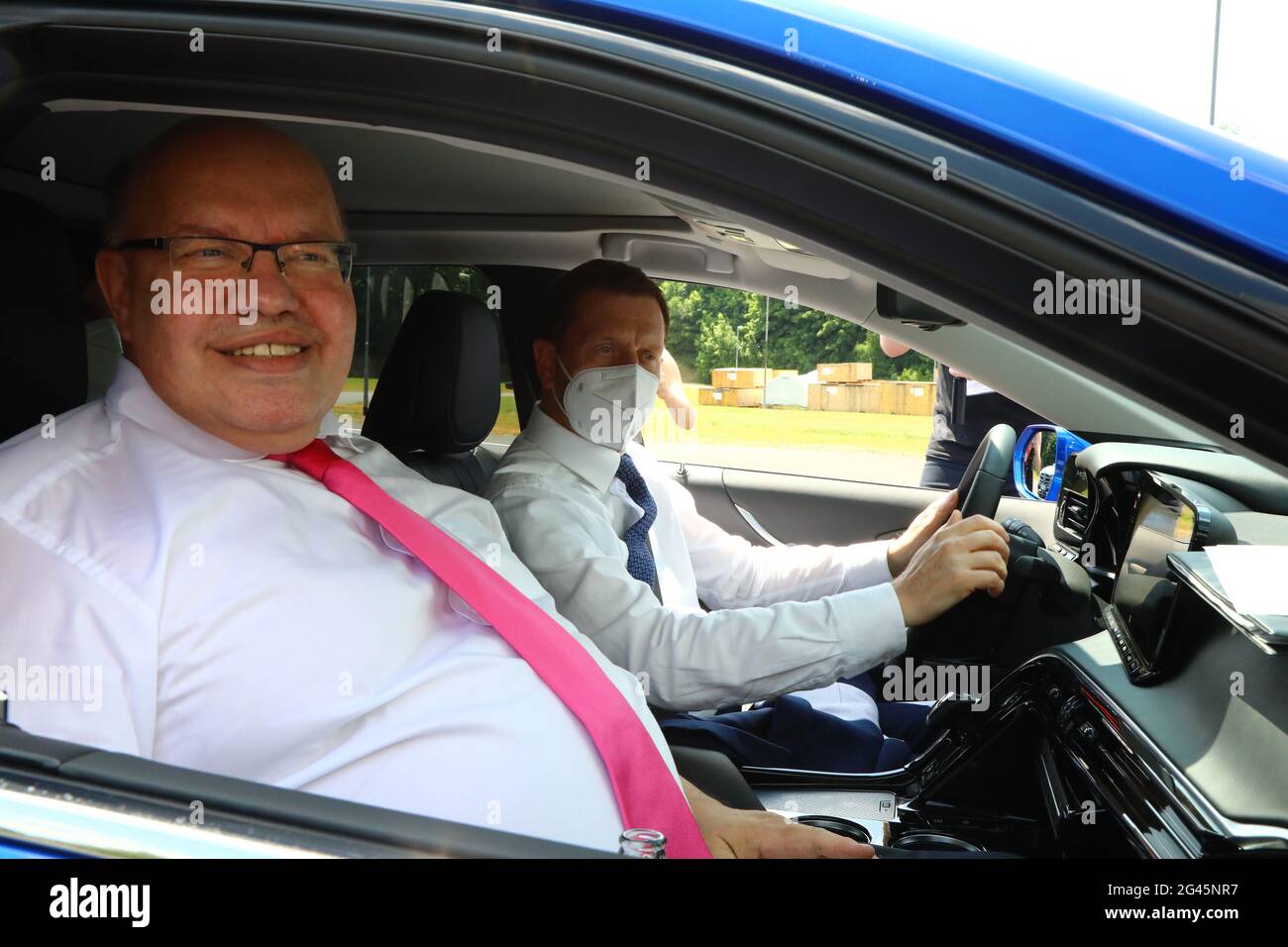 Ministerpräsident Michael Kretschmer, Staatsminister Thomas Schmidt und ...