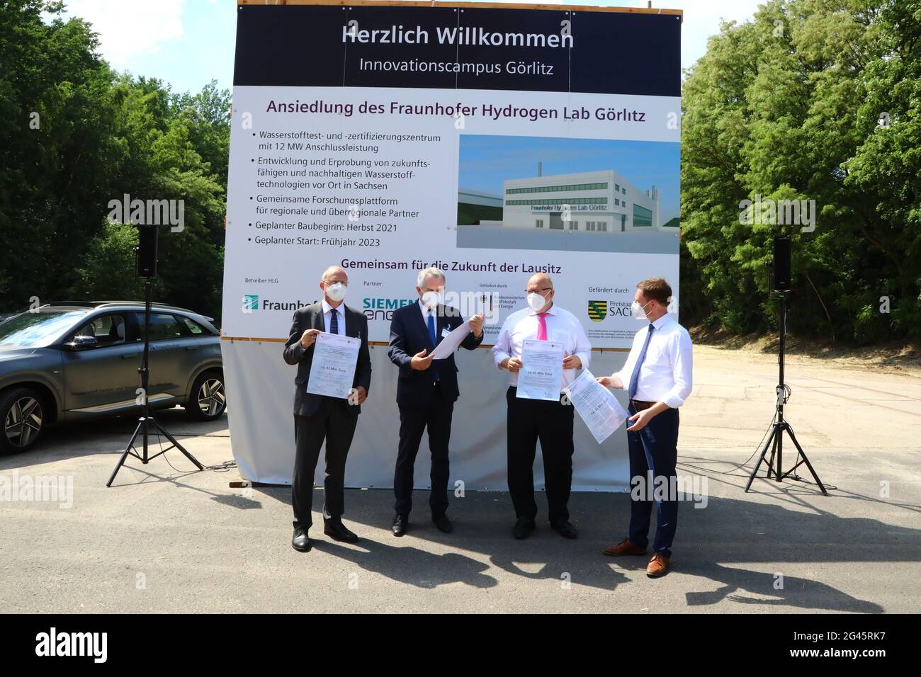 Ministerpräsident Michael Kretschmer, Staatsminister Thomas Schmidt und ...