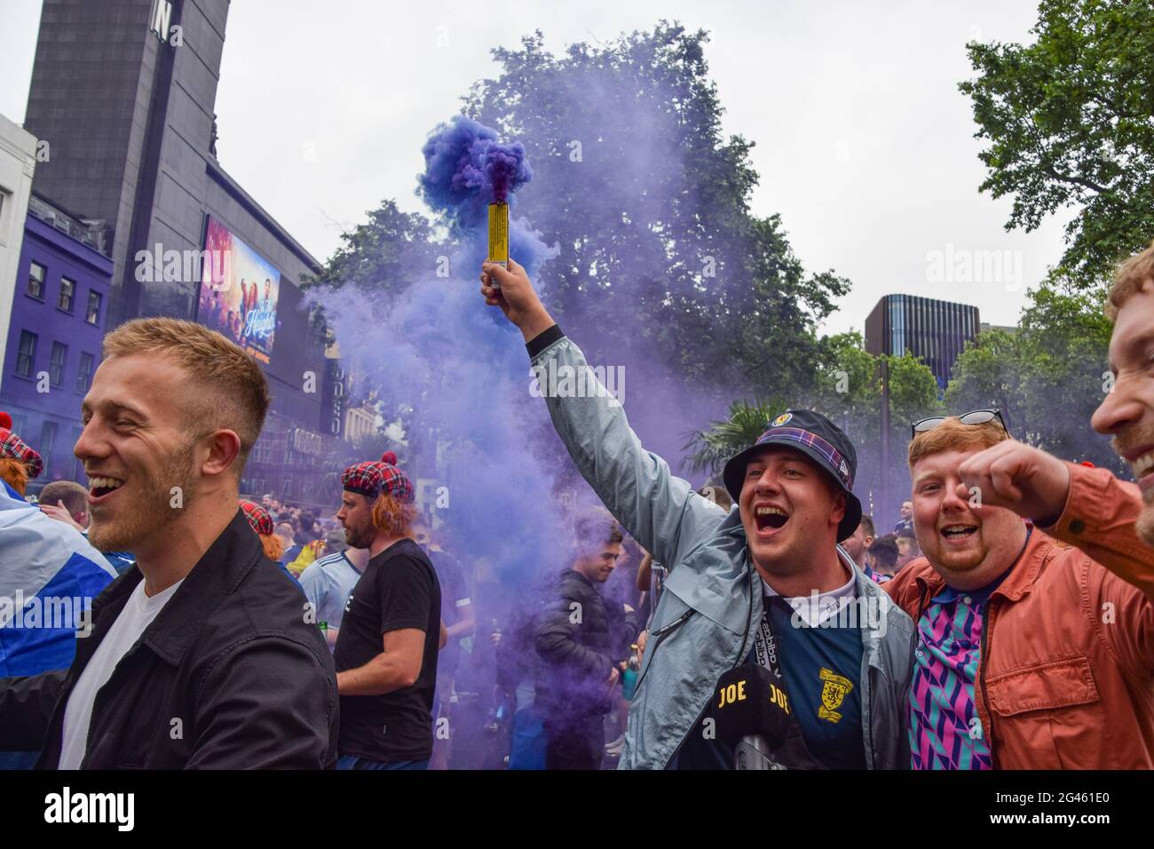Scottish football fans central london hi-res stock photography and ...