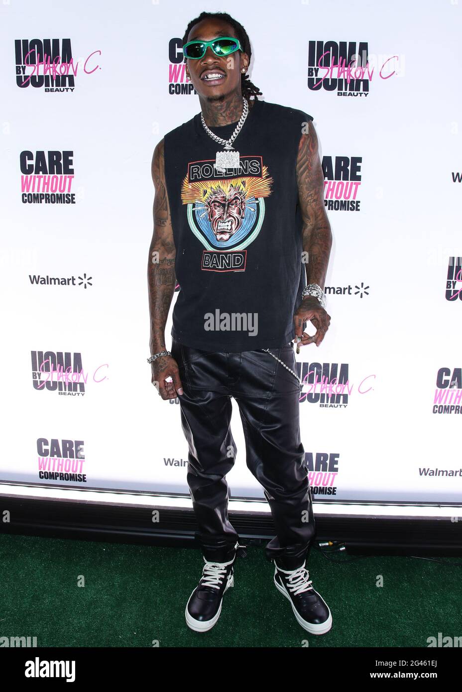 Amil Rapper Works At Walmart