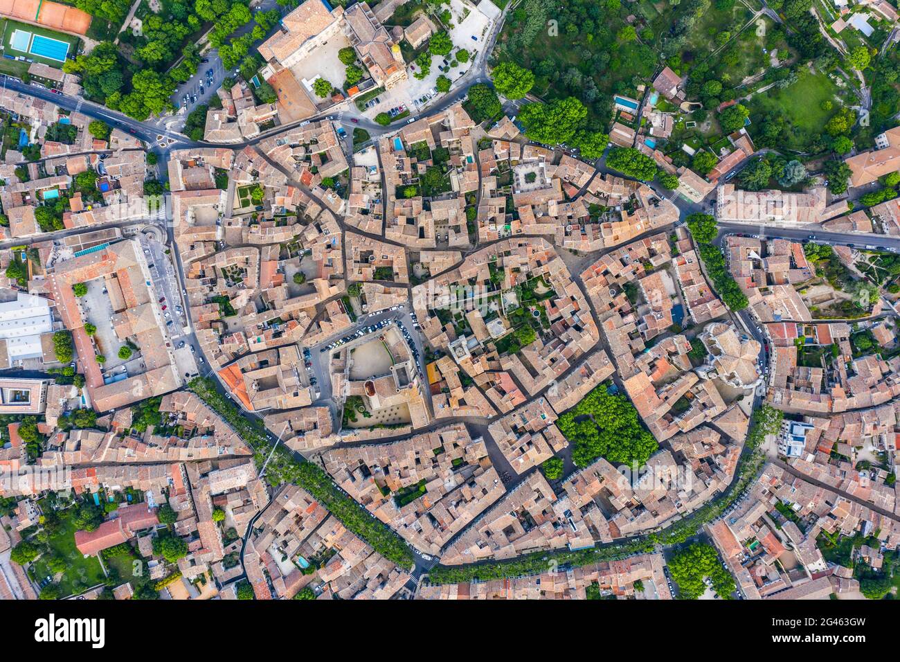 Aerial view of the historic town of Uzes, France Stock Photo - Alamy