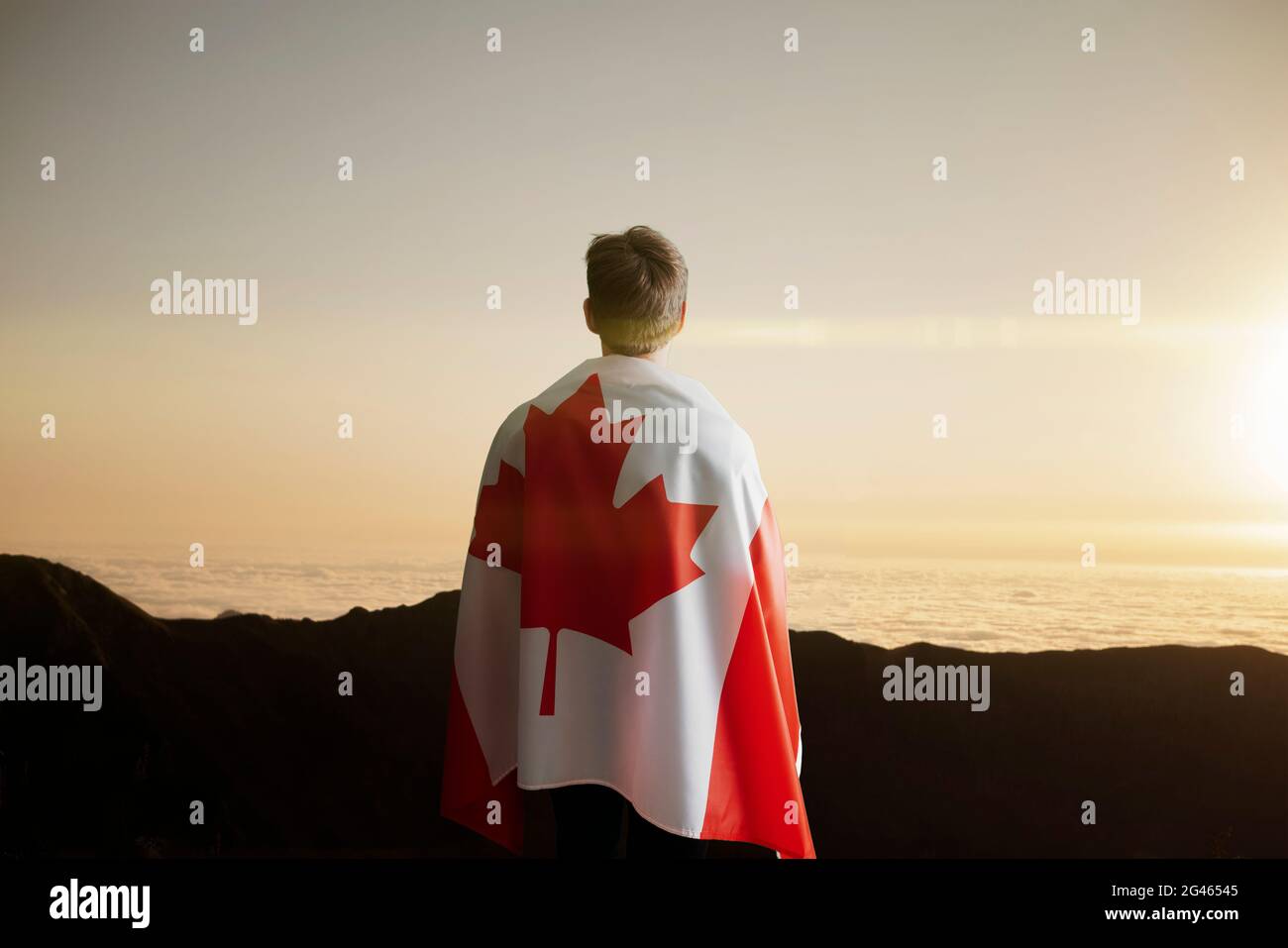 Canadian man holding canadian flag hi-res stock photography and images ...