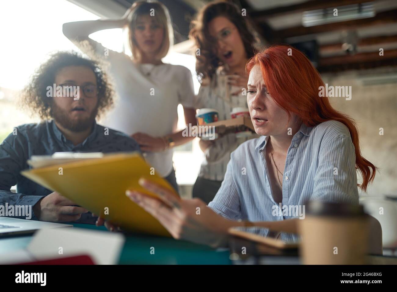 Teamwork trouble hi-res stock photography and images - Alamy
