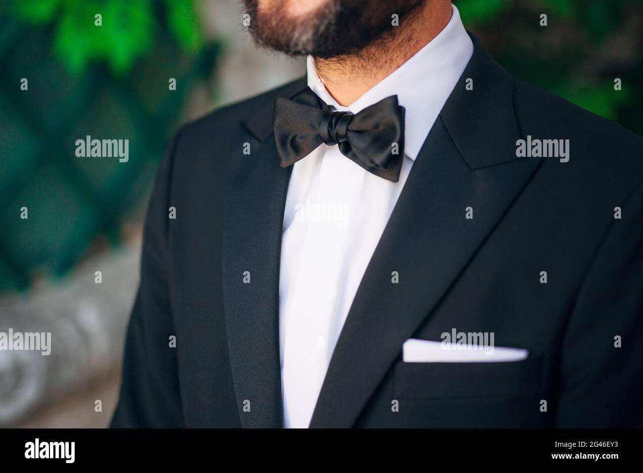 Men wedding suit hi-res stock photography and images - Alamy