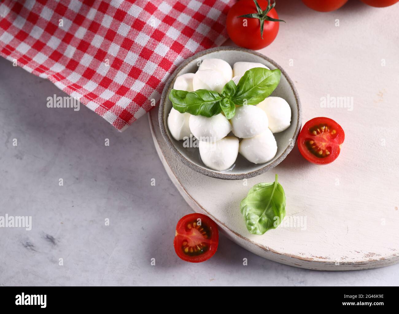baby mozzarella cheese for salad Stock Photo - Alamy
