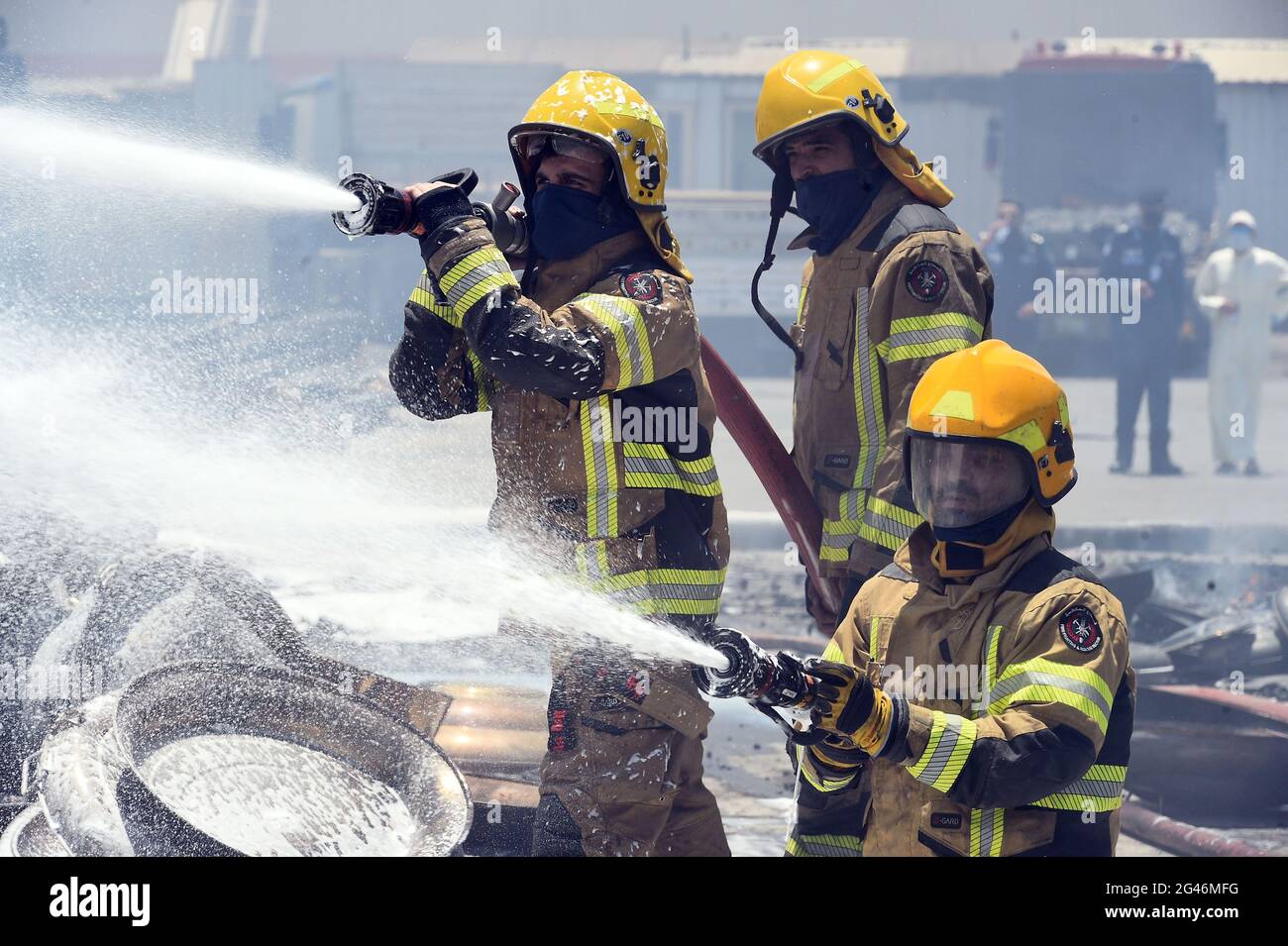 Kuwait fire force hi-res stock photography and images - Alamy
