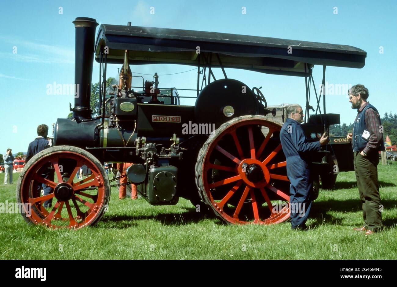 Historic steam tractor hi-res stock photography and images - Alamy