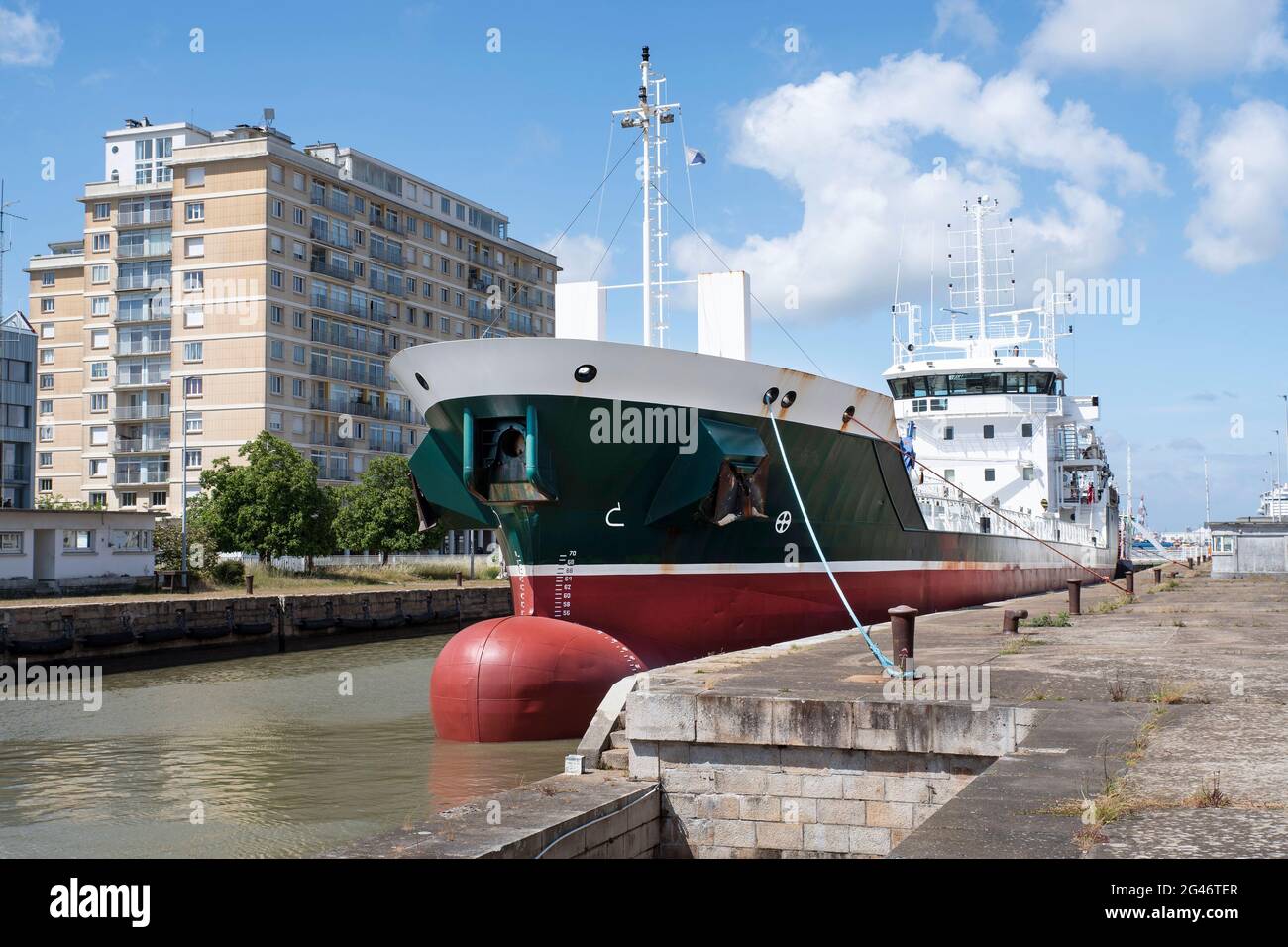 France river port close hi-res stock photography and images - Alamy