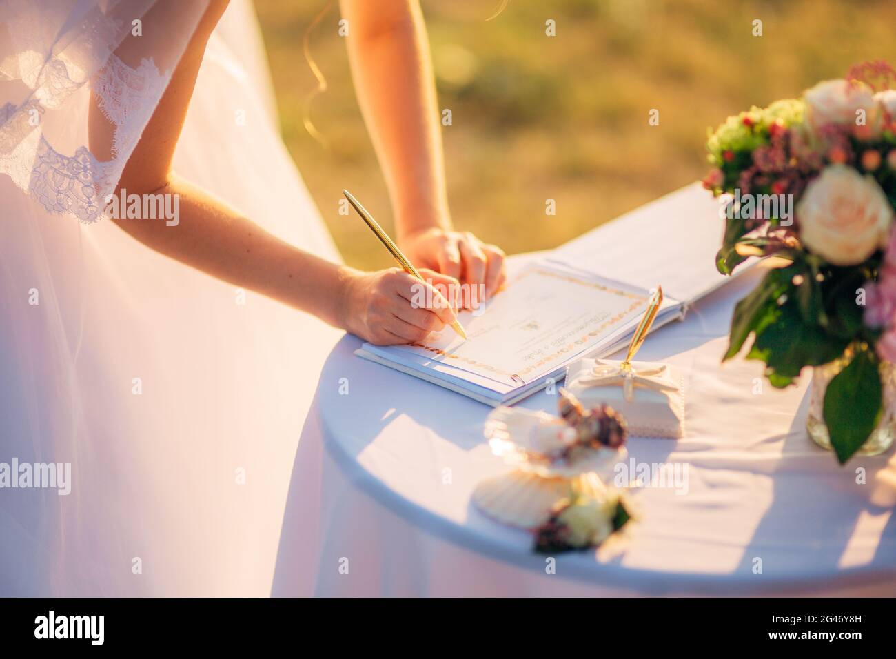 Signing marriage certificate hi-res stock photography and images - Alamy