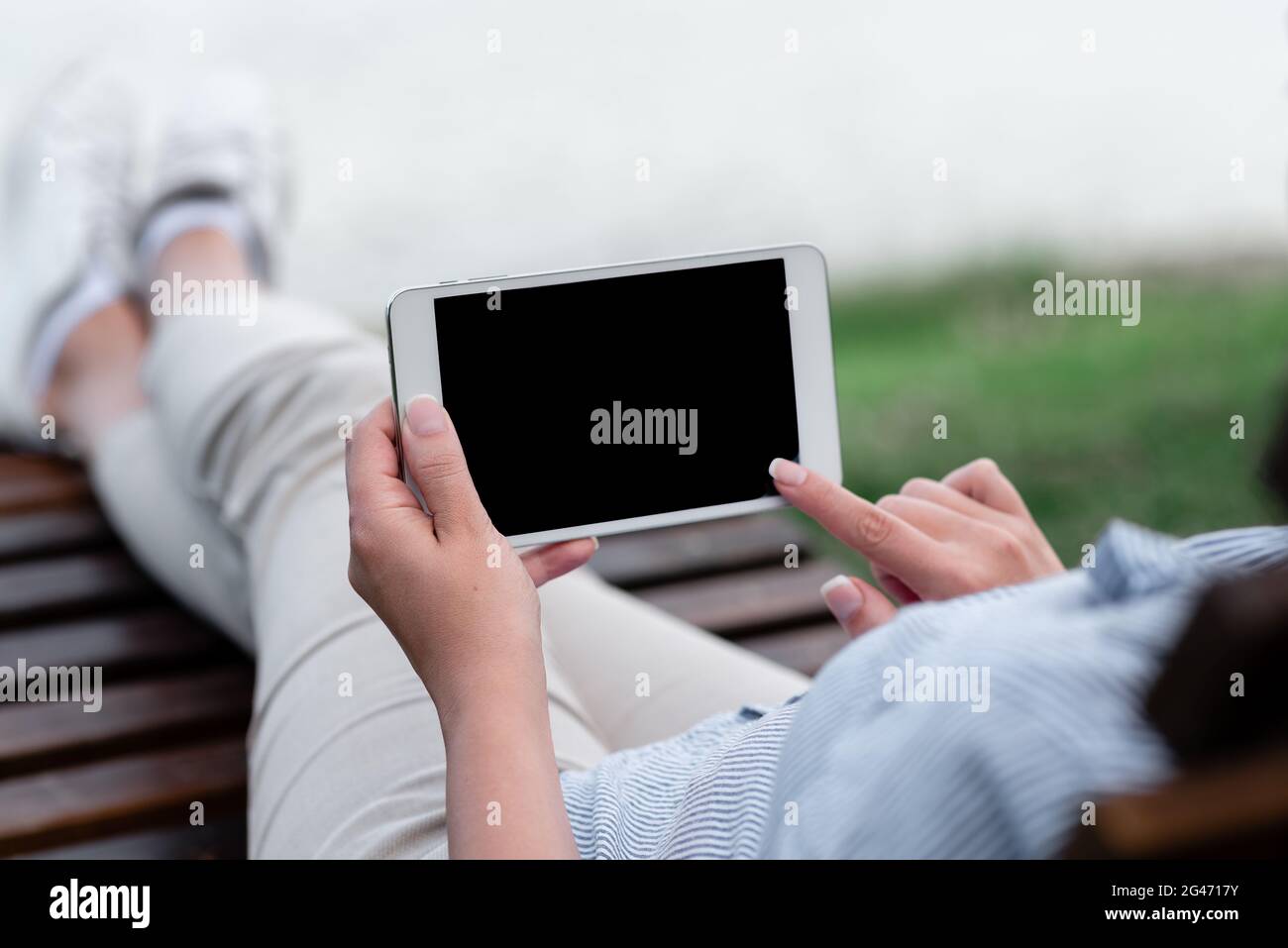 Connecting People Together, Voice Video Calling, Communication ...