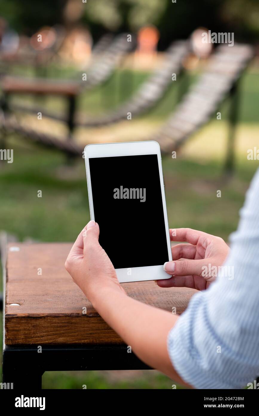 Connecting People Together, Voice Video Calling, Communication ...