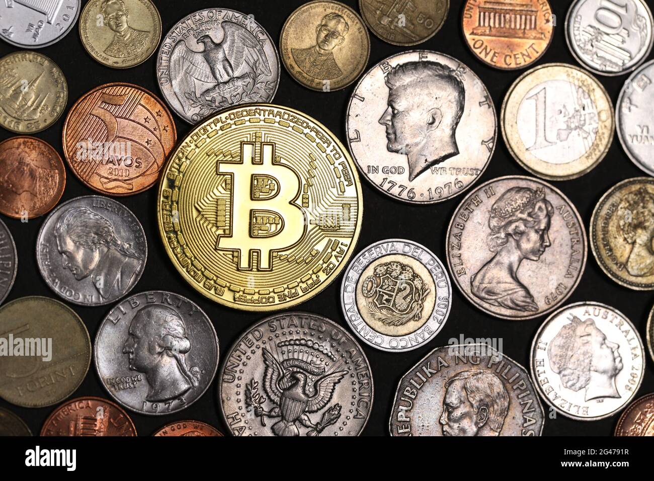 Real coins hi-res stock photography and images - Alamy