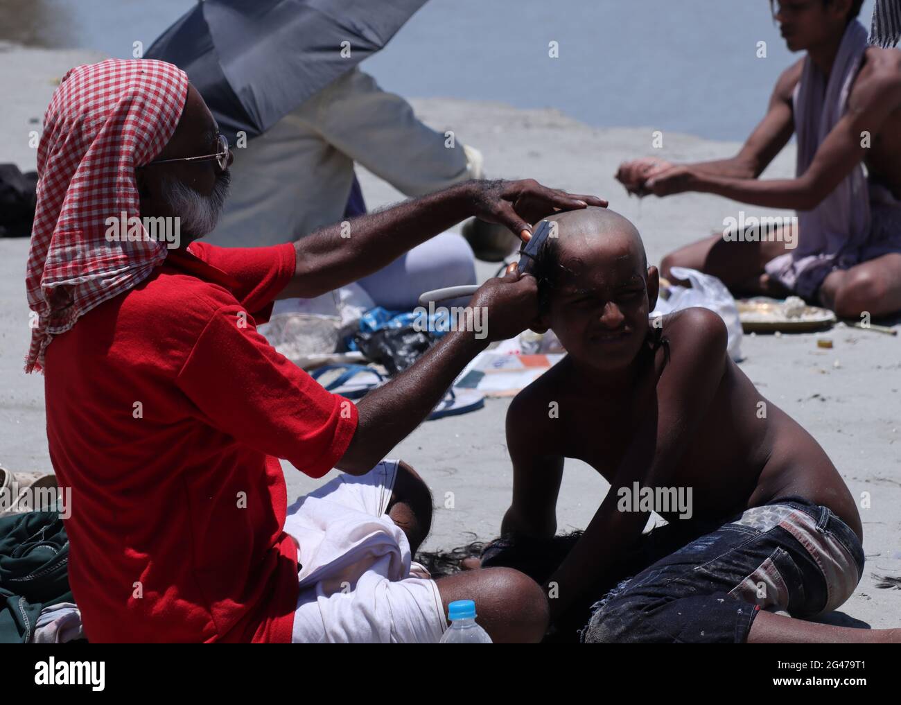 Tonsuring hair hi-res stock photography and images - Alamy