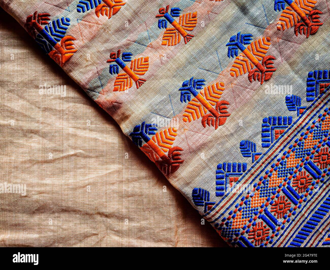 Muga silk cloth hi-res stock photography and images - Alamy