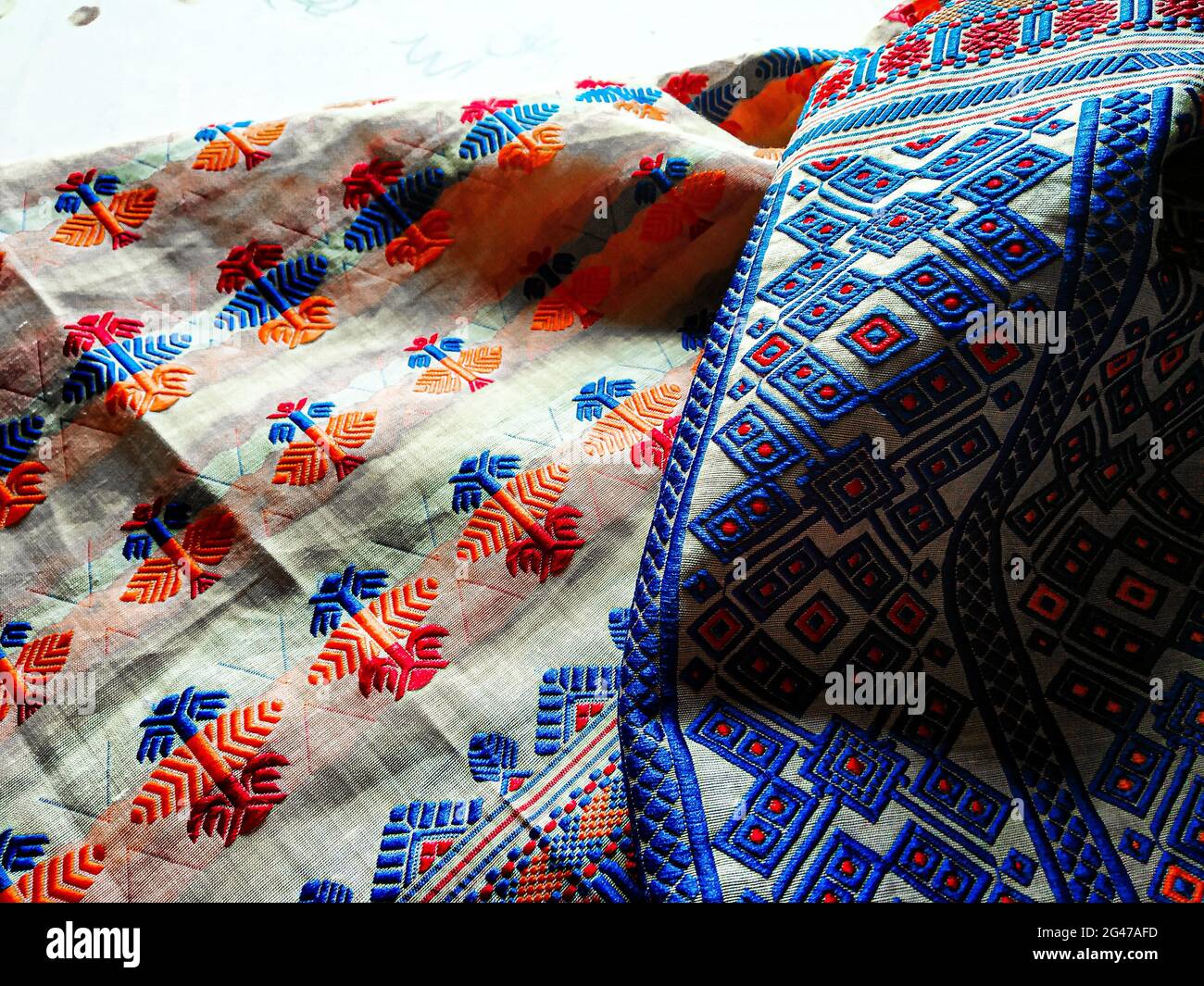 Muga silk cloth hi-res stock photography and images - Alamy