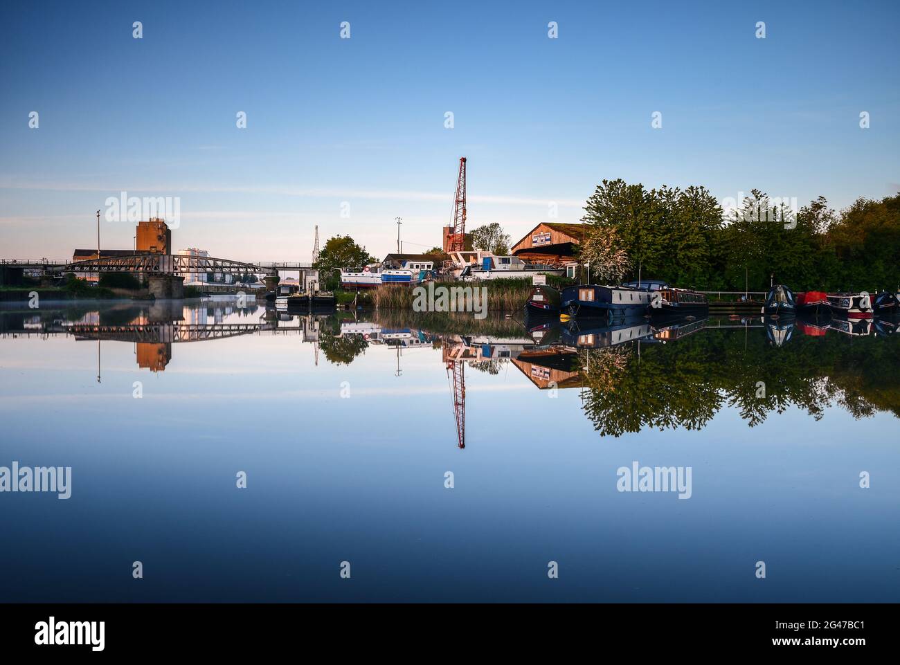Sunrise at Sharpness Marina, Gloucestershire Stock Photo - Alamy