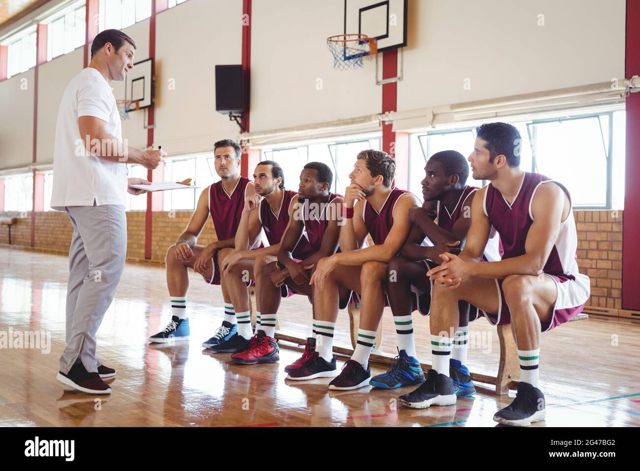 Coaching young players hi-res stock photography and images - Alamy