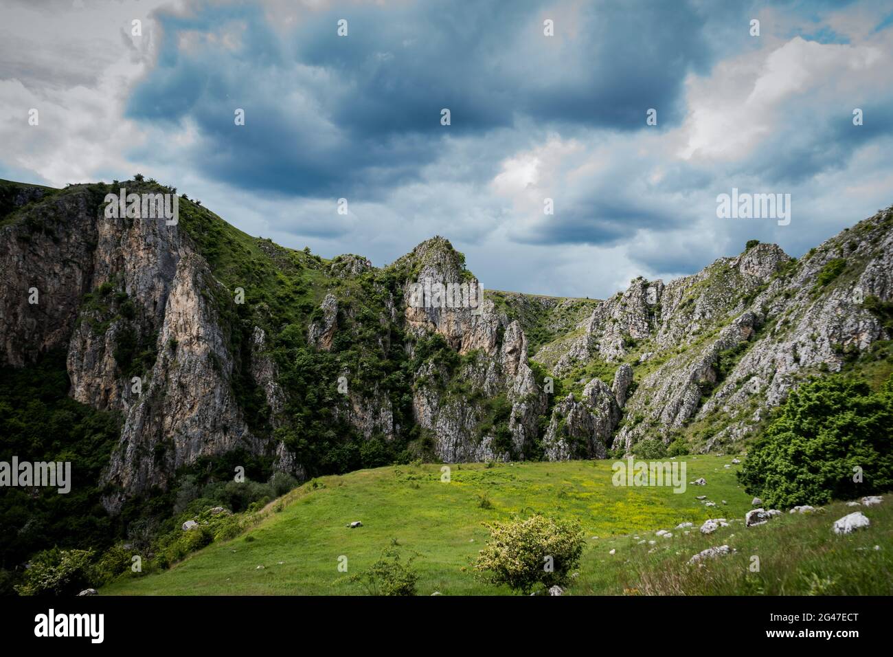 Impressive rock walls at Tureni Gorge (Cheile Turenilor or Turi hasadek ...