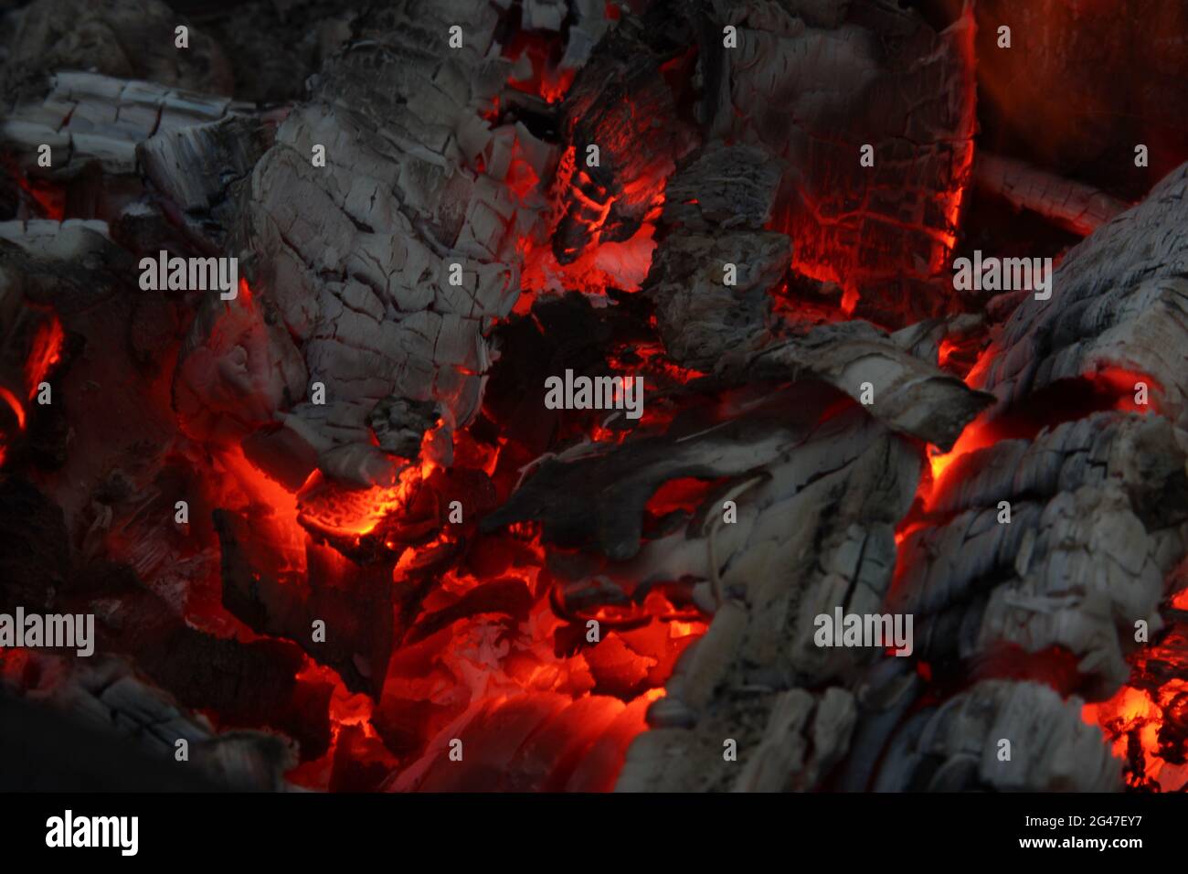 Smoldered hi-res stock photography and images - Alamy