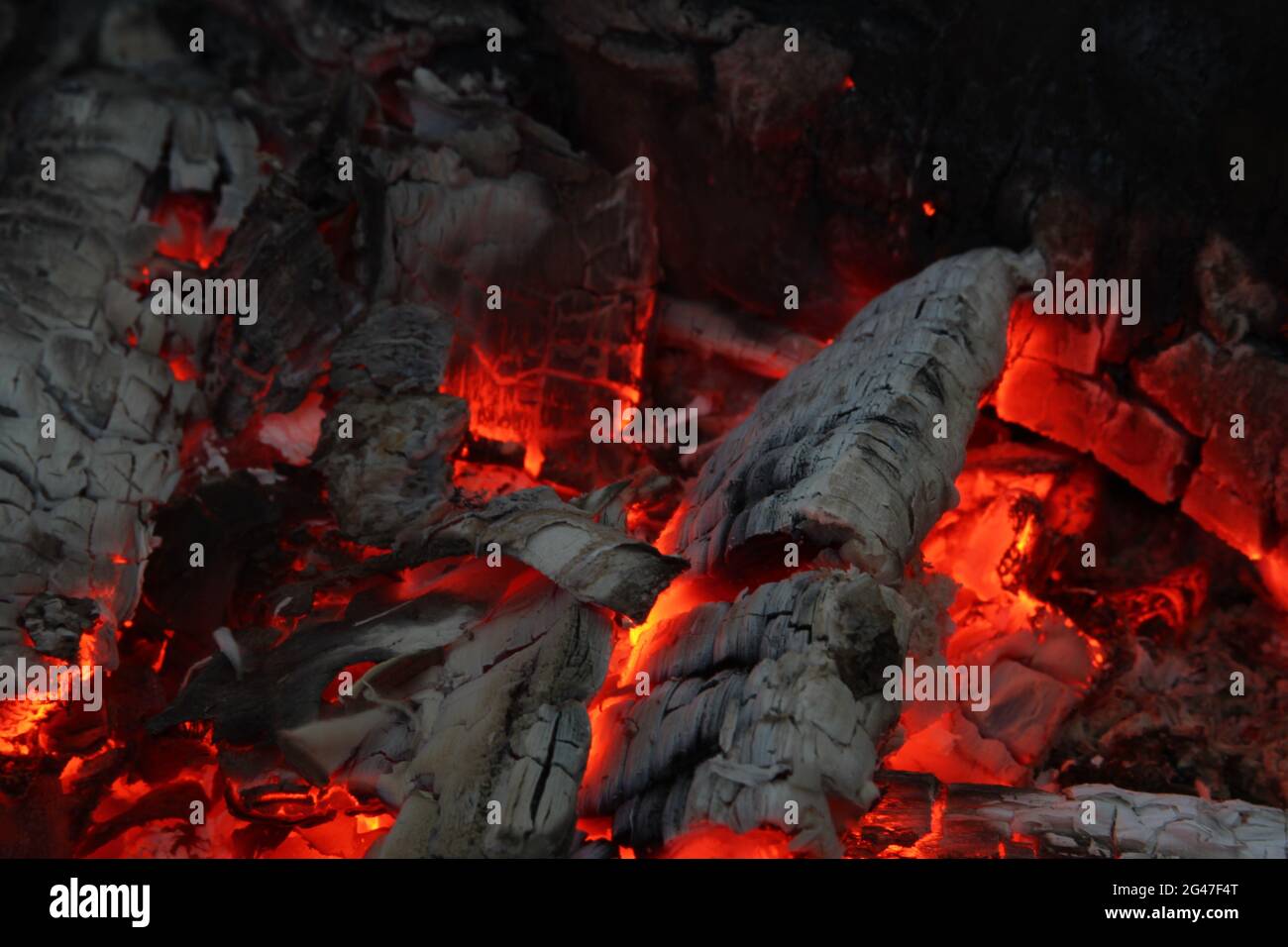 Smoldered hi-res stock photography and images - Alamy