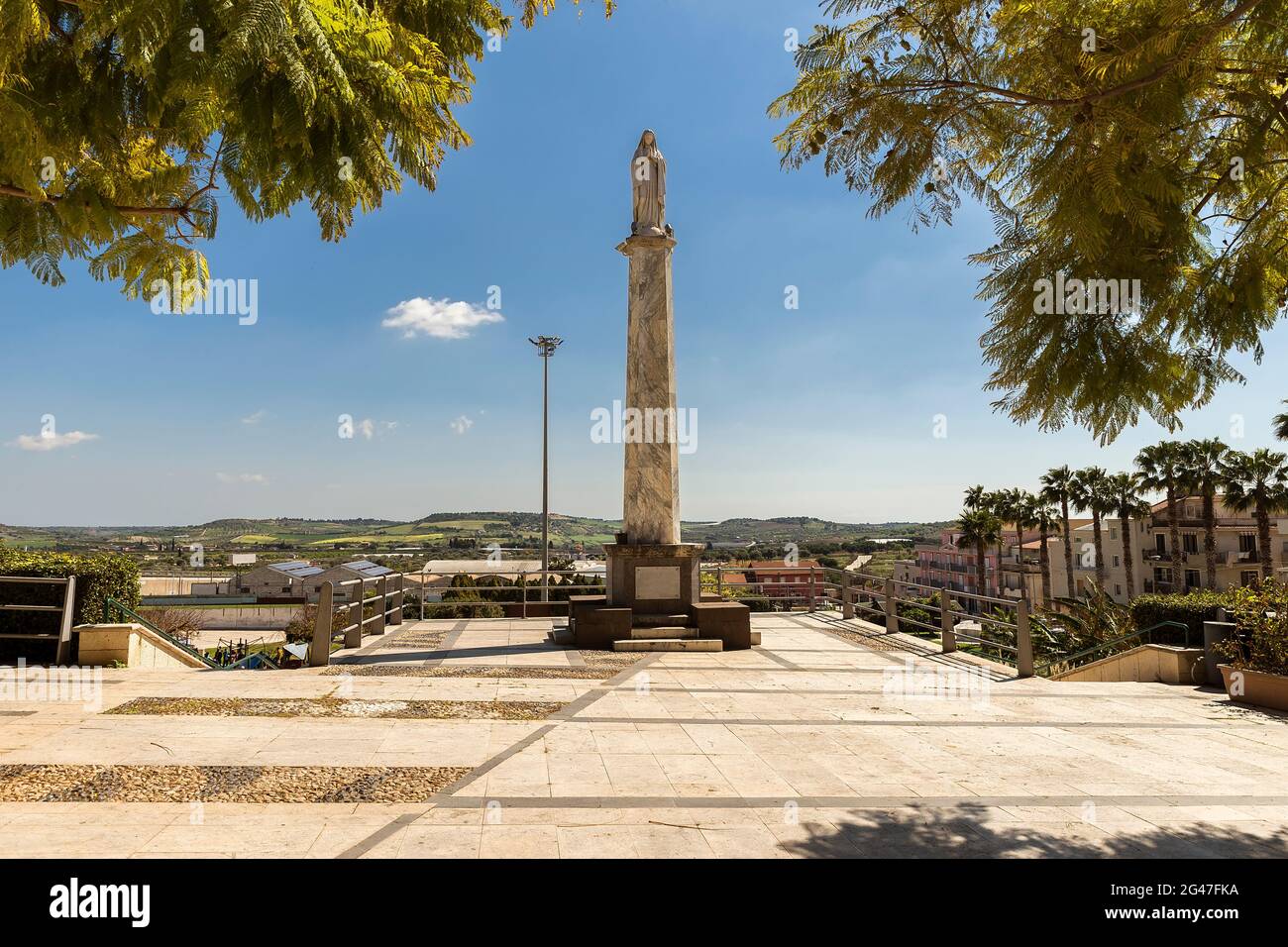 Europe city life hi-res stock photography and images - Alamy
