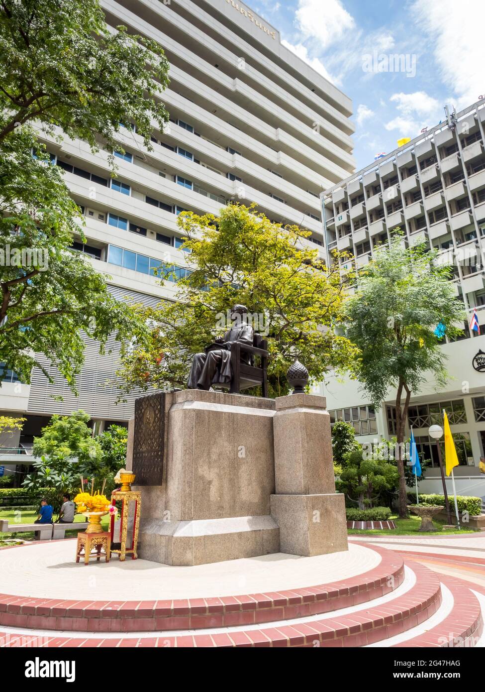 BANGKOK - AUGUST 9: Prince Songkhla memorial statue at center of ...