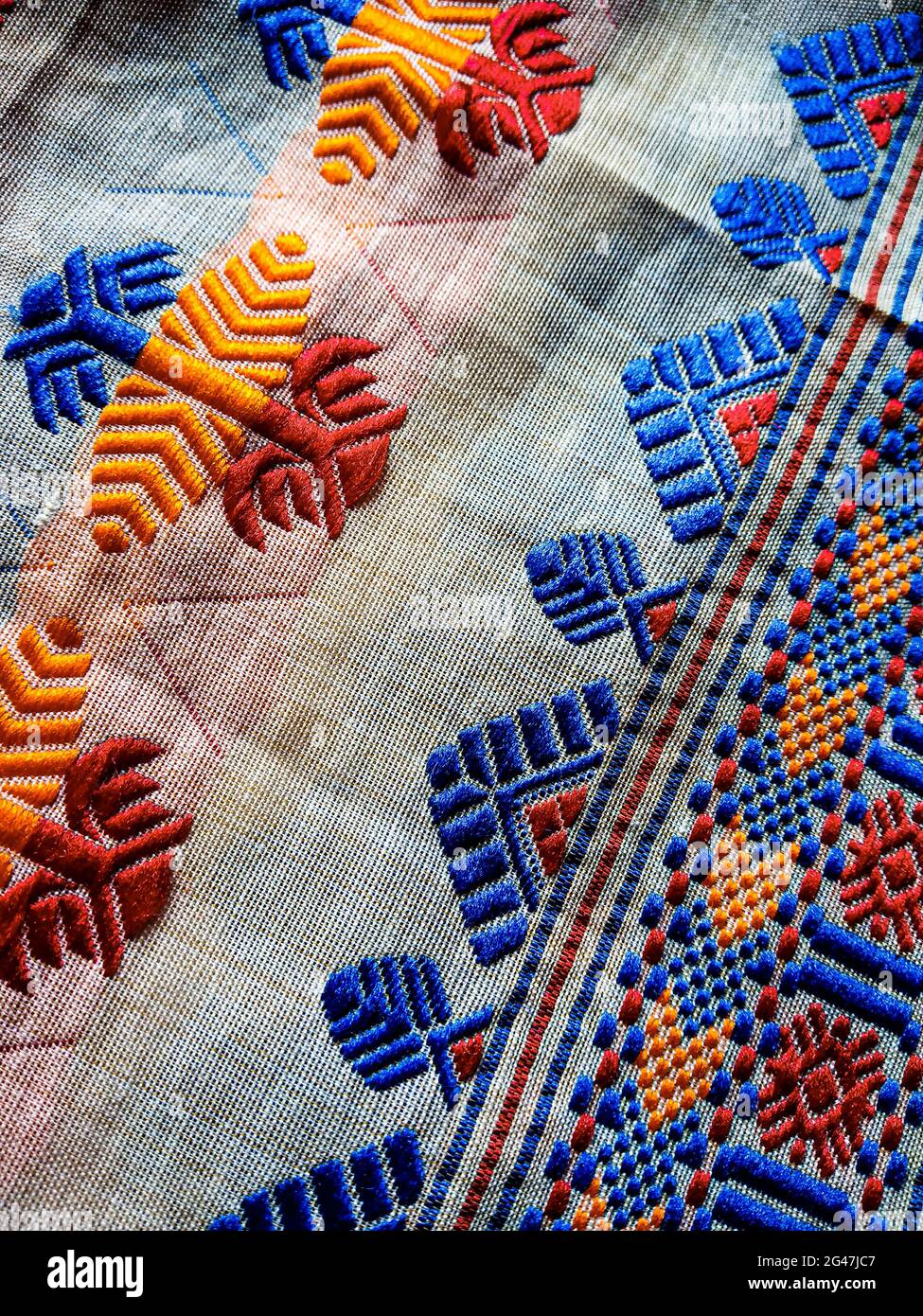 Muga silk cloth hi-res stock photography and images - Alamy